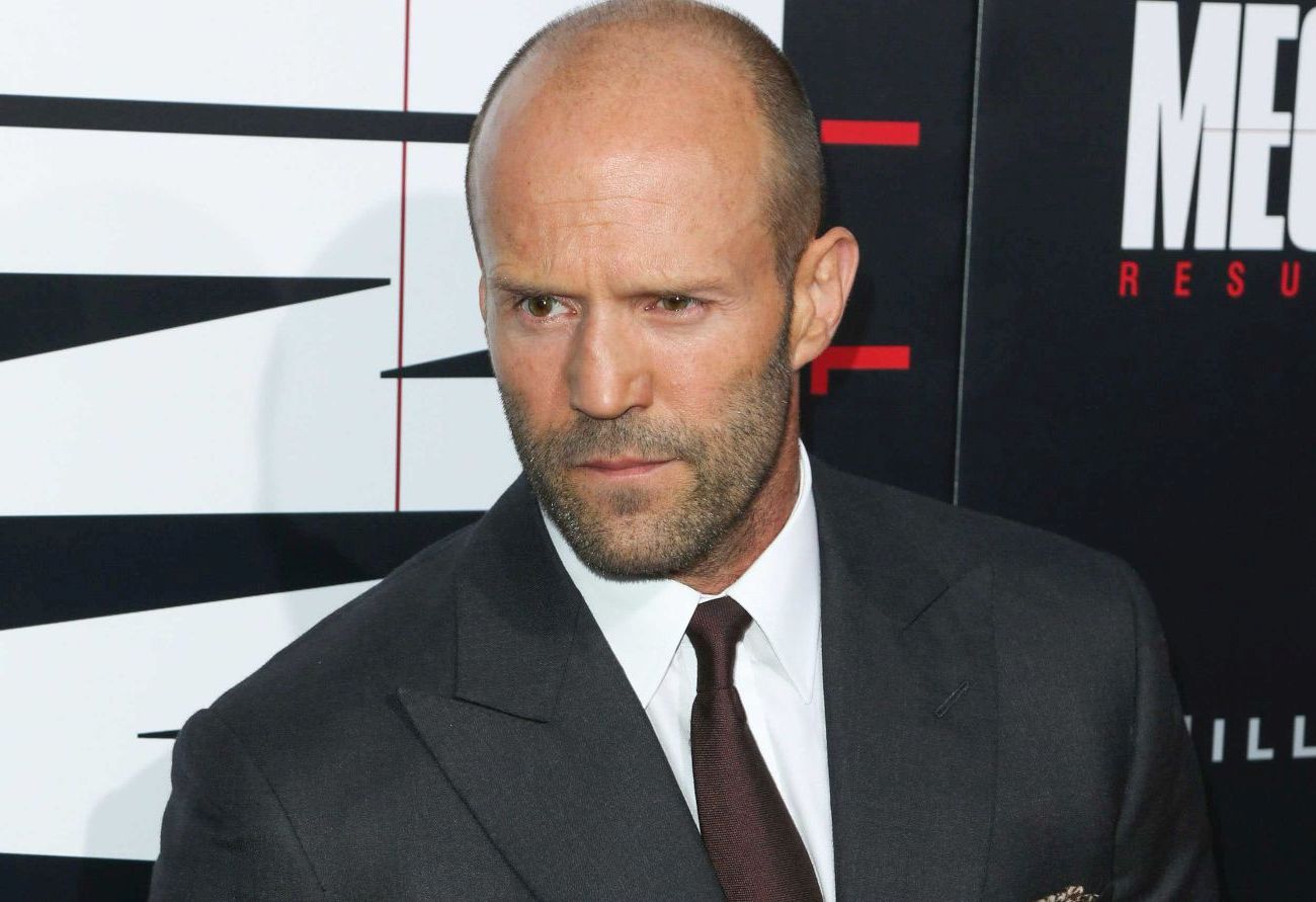 Jason Statham – wzrost. Odkryj prawdę o wielkości gwiazdy!